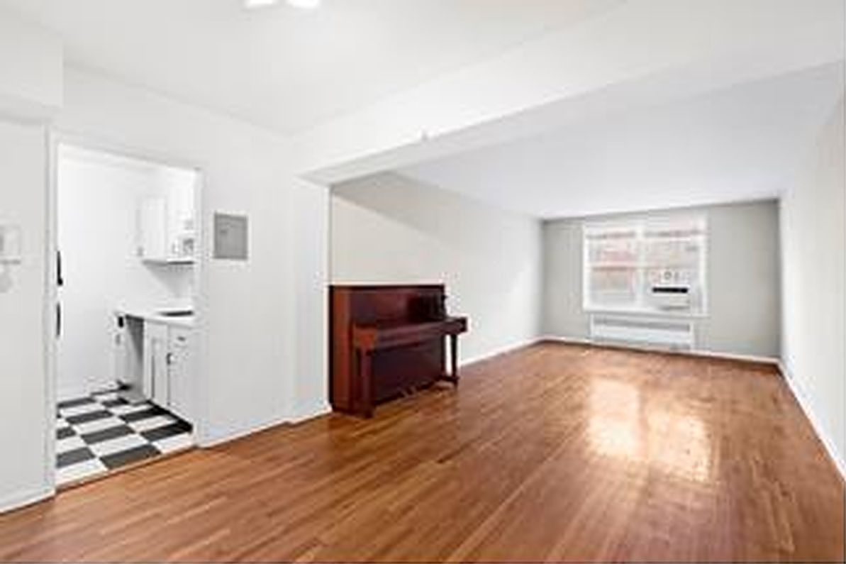 112-20 72nd Dr #A-12, Queens, NY 11375 | Zillow