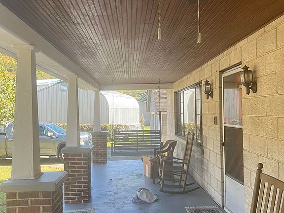 29 Parsley Varney Ln, Crum, WV 25669 | MLS #179960 | Zillow