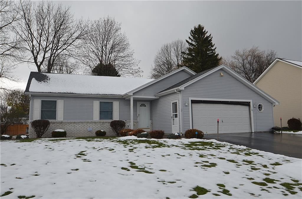 47 Winter Hazel Ct, Rochester, NY 14606 | Zillow