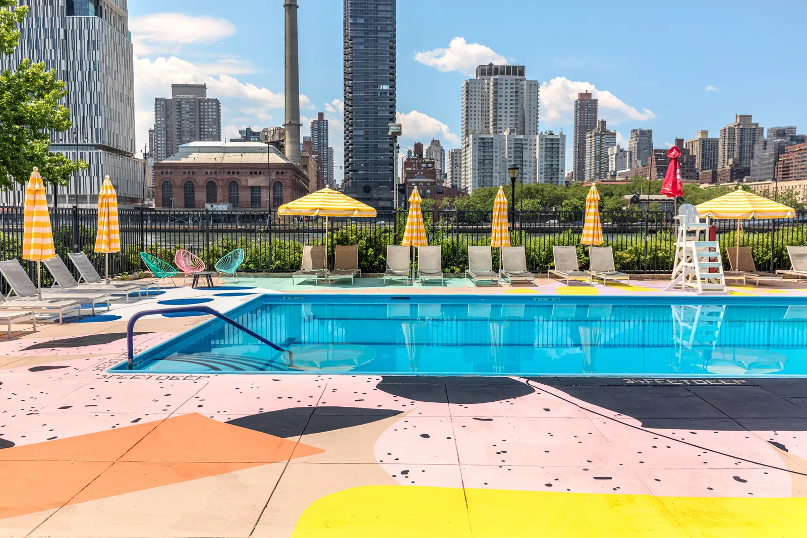Manhattan Park at 10 River Road in Roosevelt Island : Sales, Rentals ...