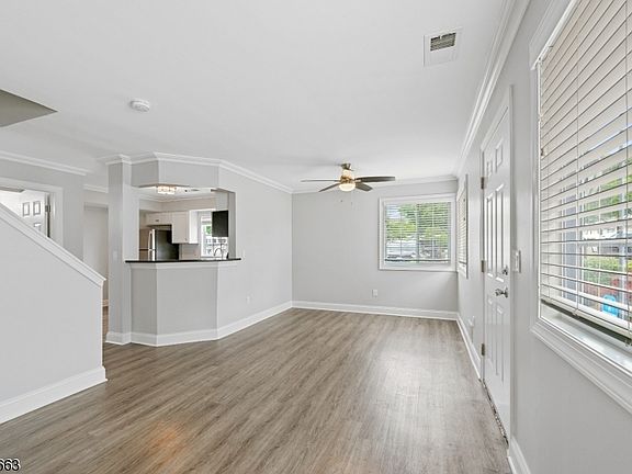 33 Hyde Ct, Bedminster, NJ 07921 | MLS #3902680 | Zillow