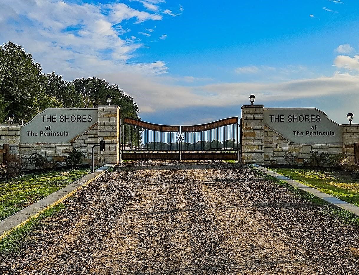 104 Shores Dr, Honey Grove, TX 75446 | MLS #20551557 | Zillow