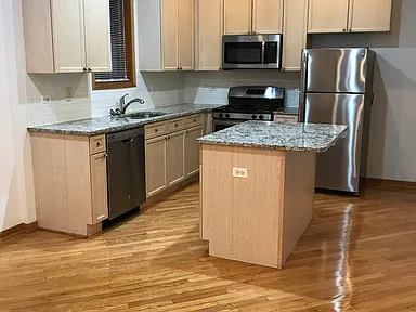 Wayne Block - 2710 N Wayne Ave Chicago IL | Zillow