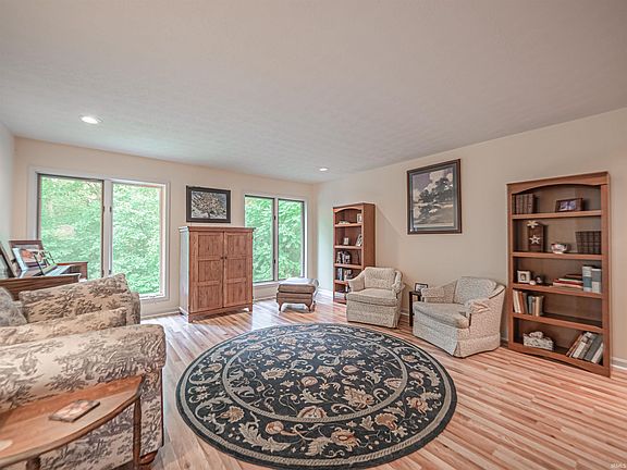 8335 Kuebler Rd, Evansville, IN 47720 | MLS #202322413 | Zillow