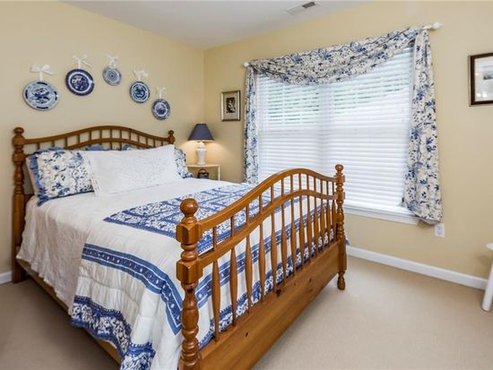 32 Edgemere Dr, Kendall Park, NJ 08824 | Zillow