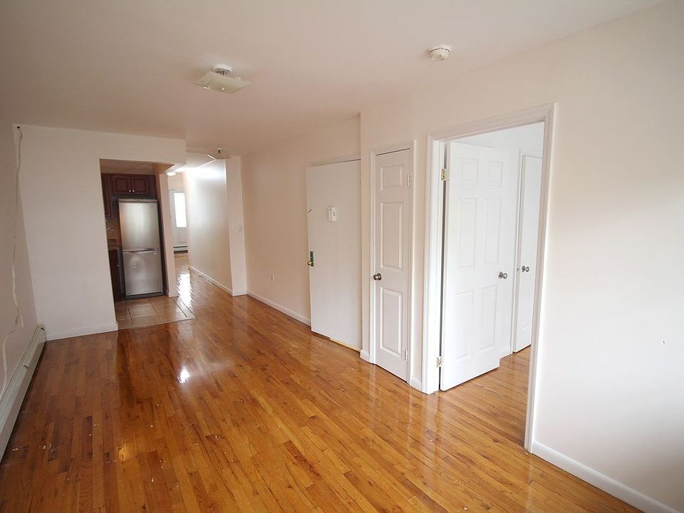 982 Rogers Pl #3, Bronx, NY 10459 | Zillow