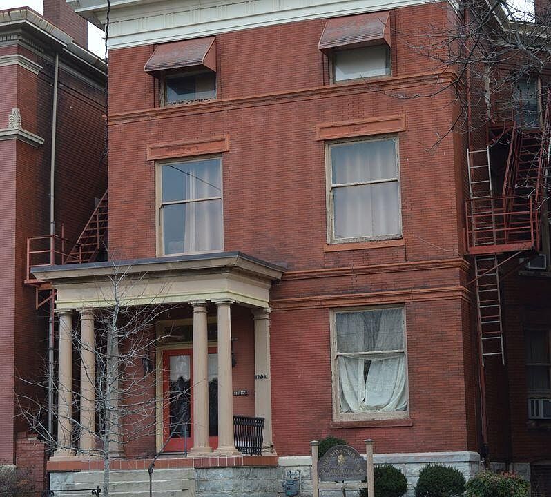 1703 S 4th St, Louisville, KY 40208 | MLS #1630317 | Zillow