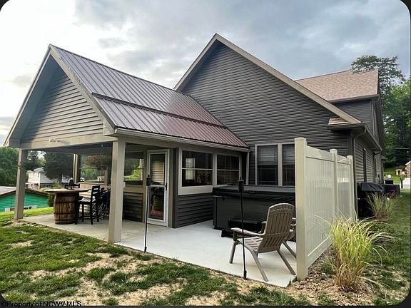 2340 School House Rd, Fairmont, WV 26554 | MLS #10160918 | Zillow