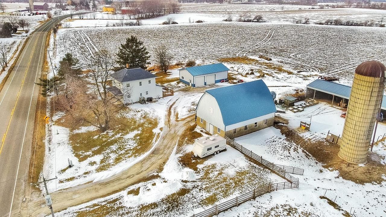 W9420 Highway 59, Whitewater, WI 53190 | Zillow