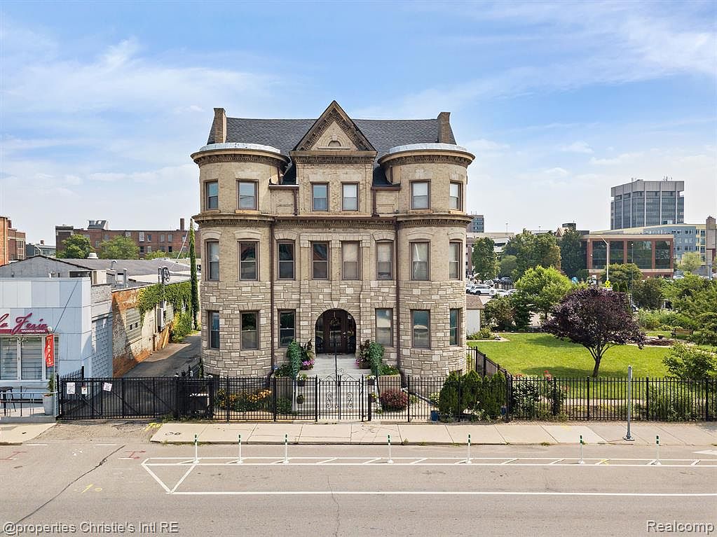 4120 Cass Ave APT 2, Detroit, MI 48201 | MLS #20230061838 | Zillow