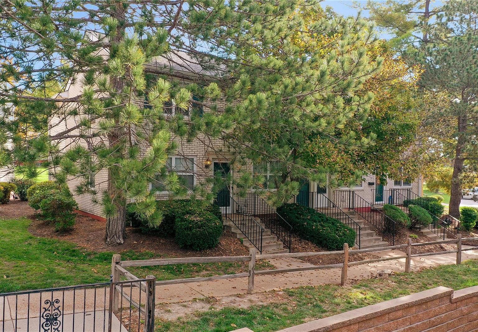 9019 Cardinal Ter, Saint Louis, MO 63144 | MLS #24066191 | Zillow