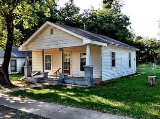 806 W 14th St, Ada, OK 74820 | MLS #2411072 | Zillow