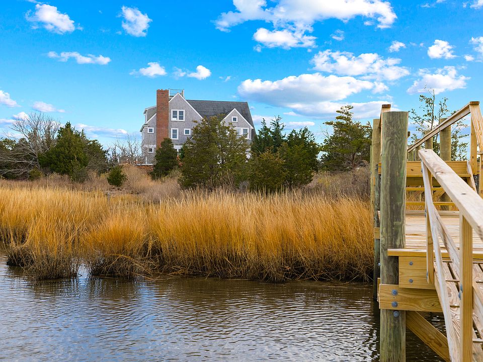 1112 Craigville Beach Road, Centerville, MA 02632 | Zillow