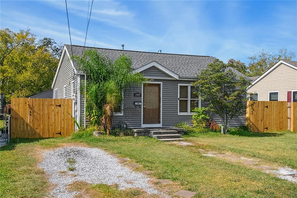 1303 S Moisant St, Kenner, LA 70062 | MLS #2424661 | Zillow 1303 S Moisant St, Kenner, LA 70062 | MLS #2424661 | Zillow