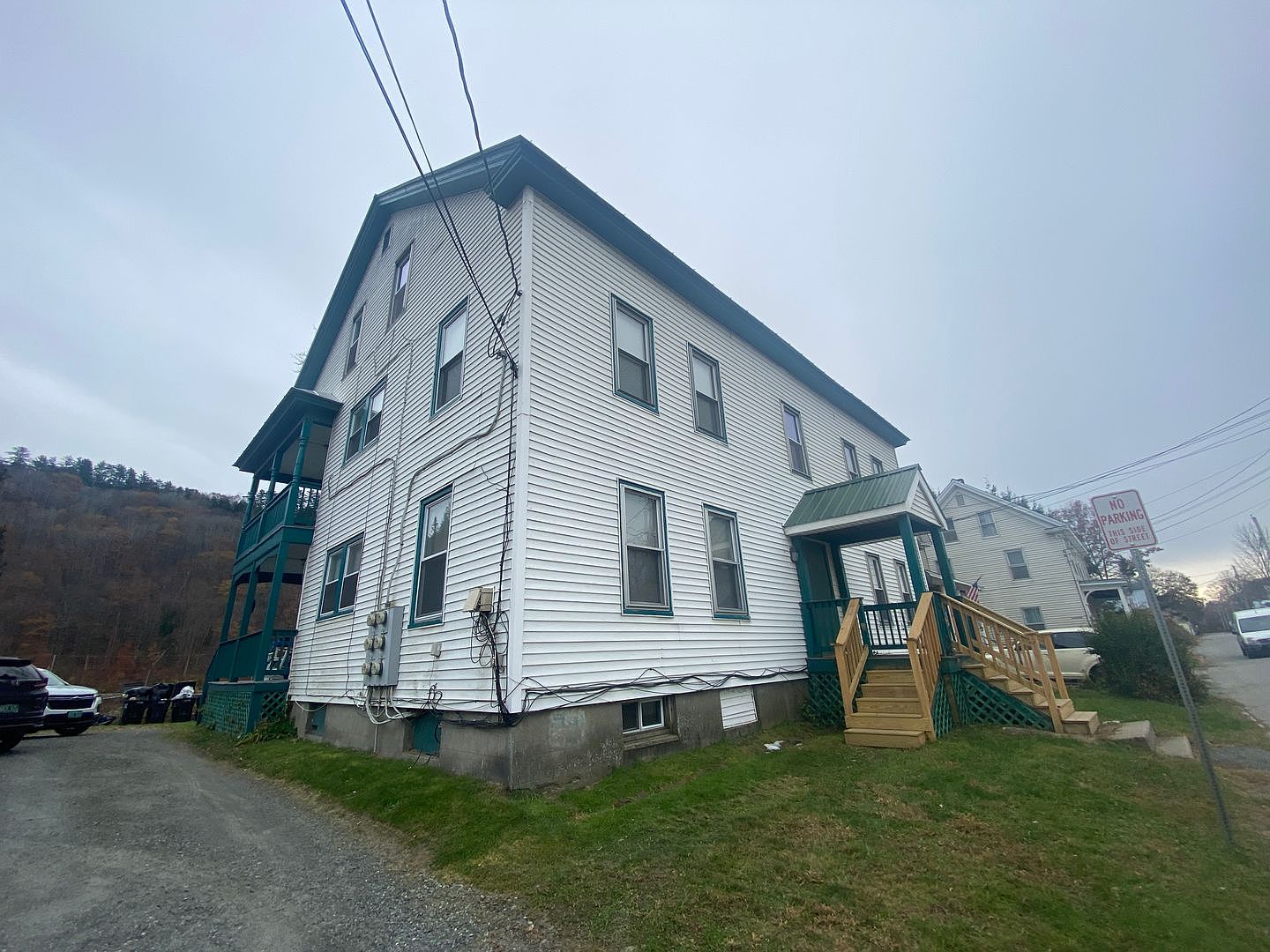 5 Acme St #5, Windsor, VT 05089 | Zillow