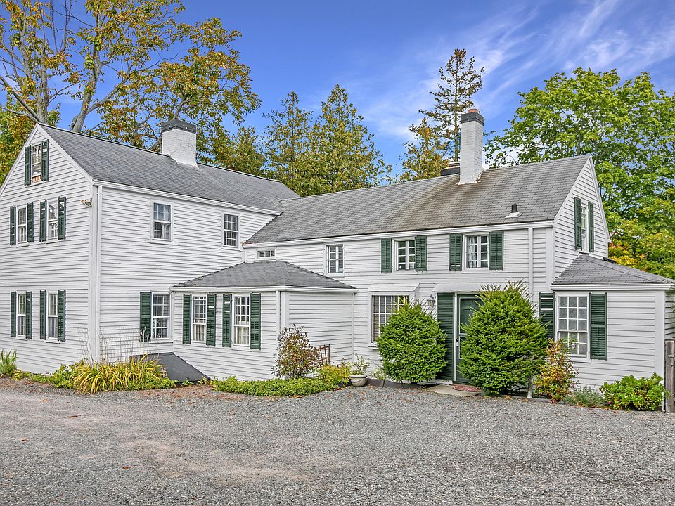 1824 Congress St, Portland, ME 04102 | Zillow