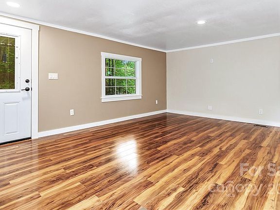 1547 Harrell Hill Rd, Bakersville, NC 28705 | MLS #CAR3862626 | Zillow