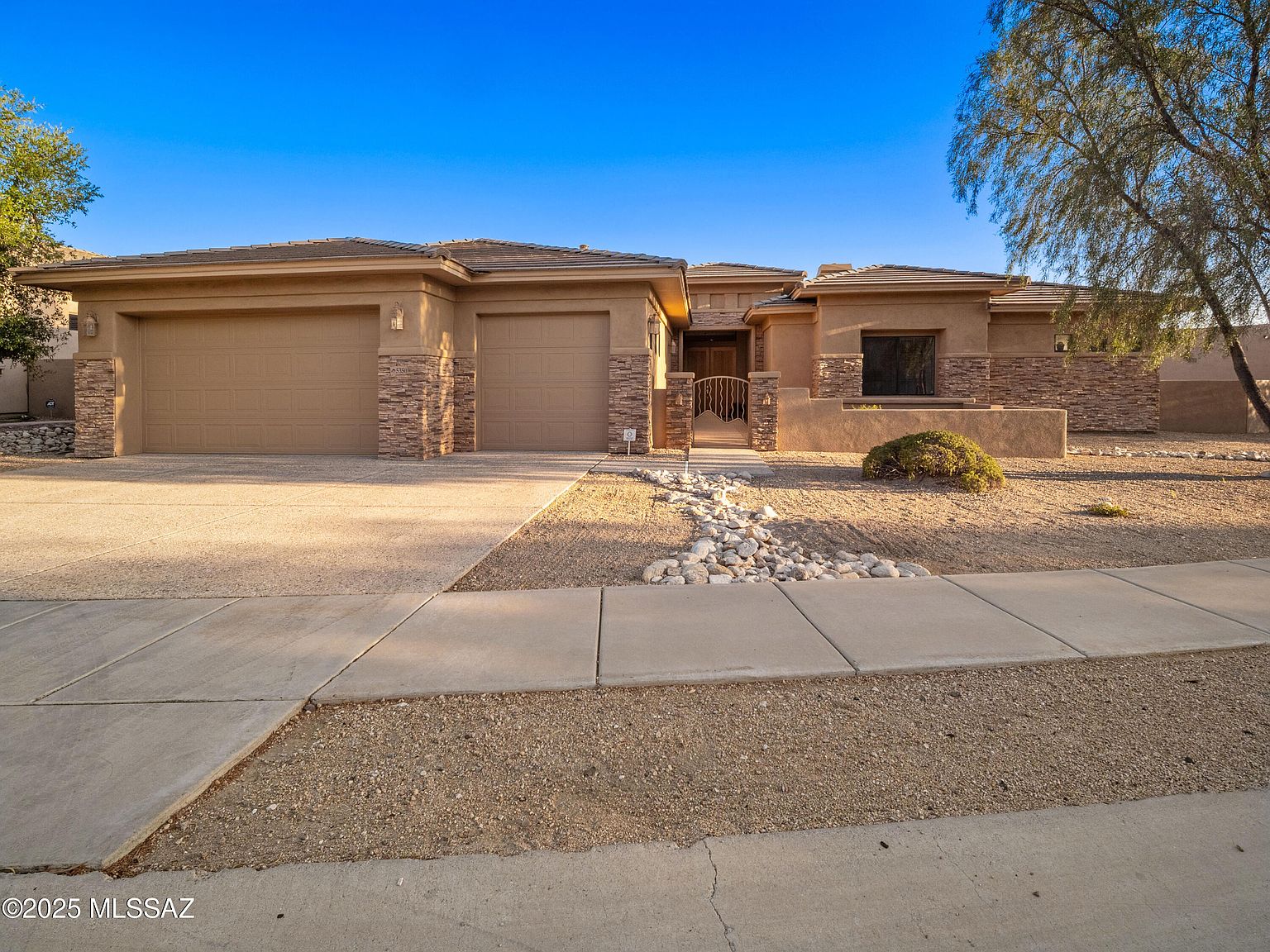 5350 E Camino Rio De Luz, Tucson, AZ 85718 | Zillow