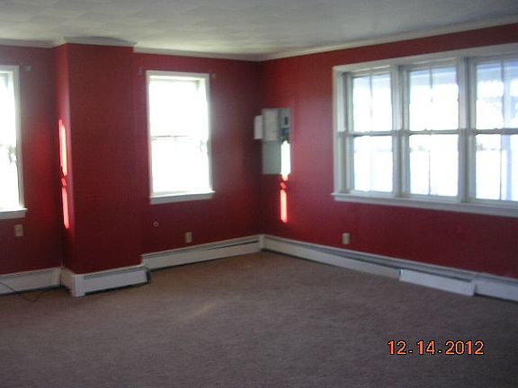 111 Main St, Ellendale, DE 19941 | Zillow