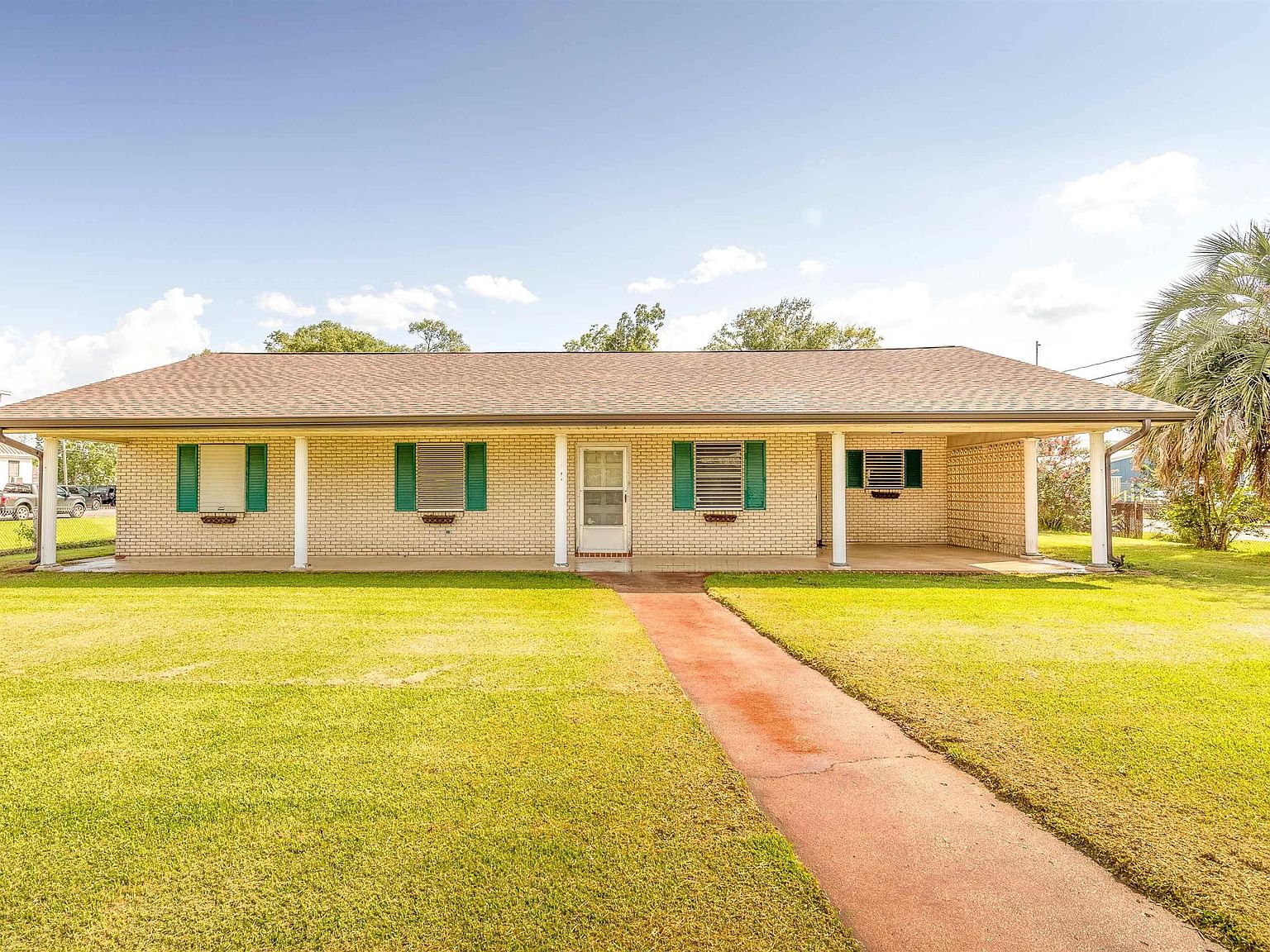 3828 Highway 1, Raceland, LA 70394 | Zillow