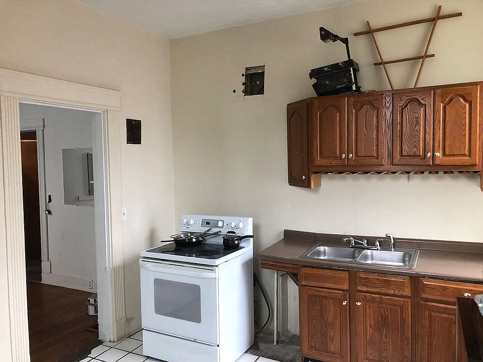 Seton - 1012 Seton Ave Cincinnati OH | Zillow