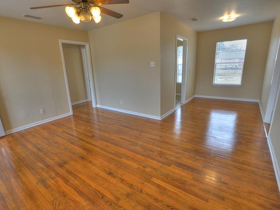 2721 Elizabeth, Corpus Christi, TX 78411 | Zillow