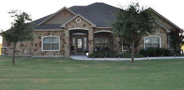 9531 Huber Rd, Seguin, TX 78155 | Zillow