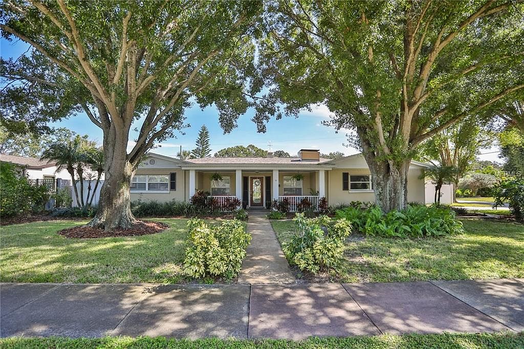 1623 Indian Rocks Rd, Belleair, FL 33756 | Zillow