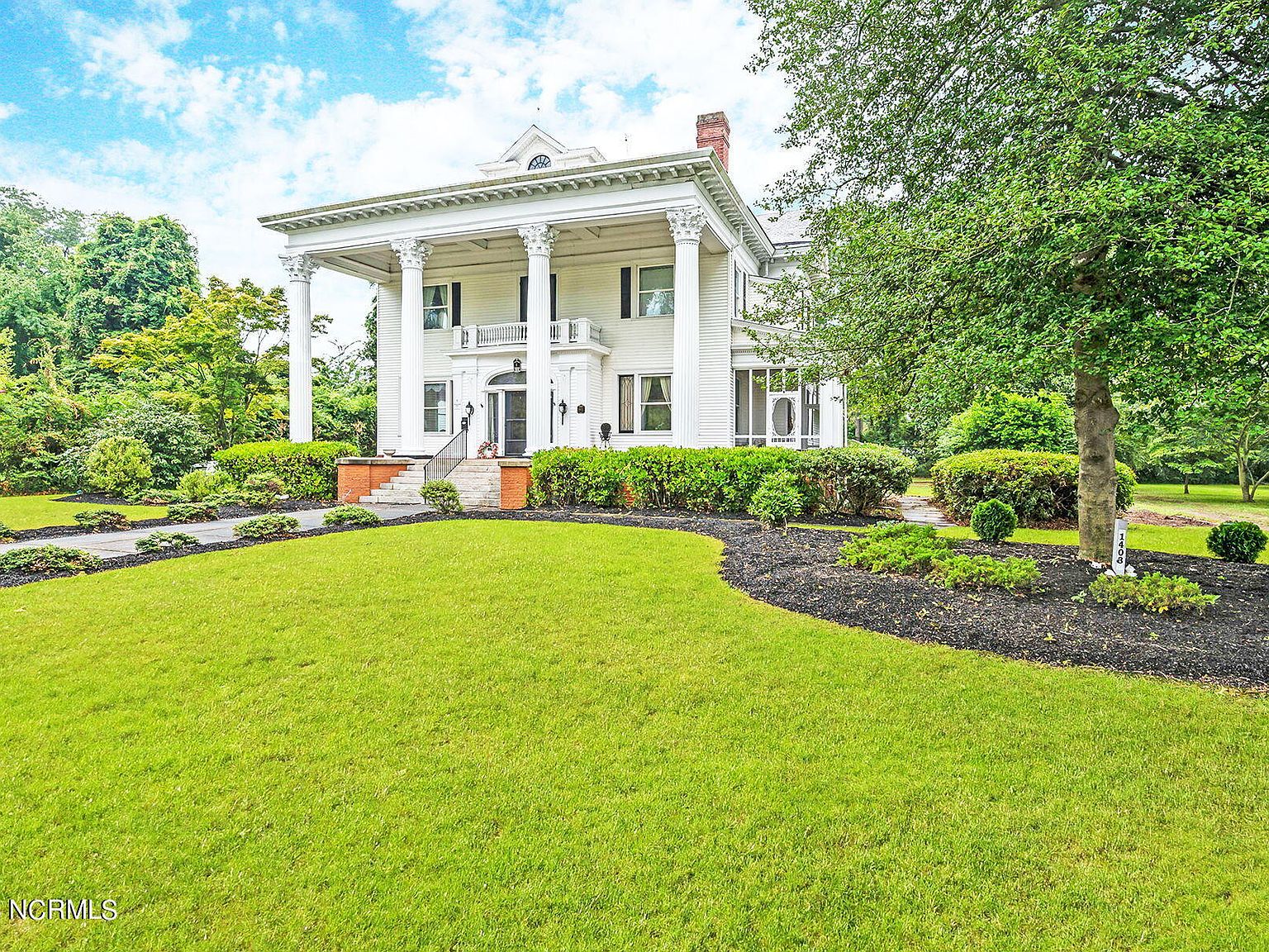 1403 N Main Street, Scotland Neck, NC 27874 | Zillow