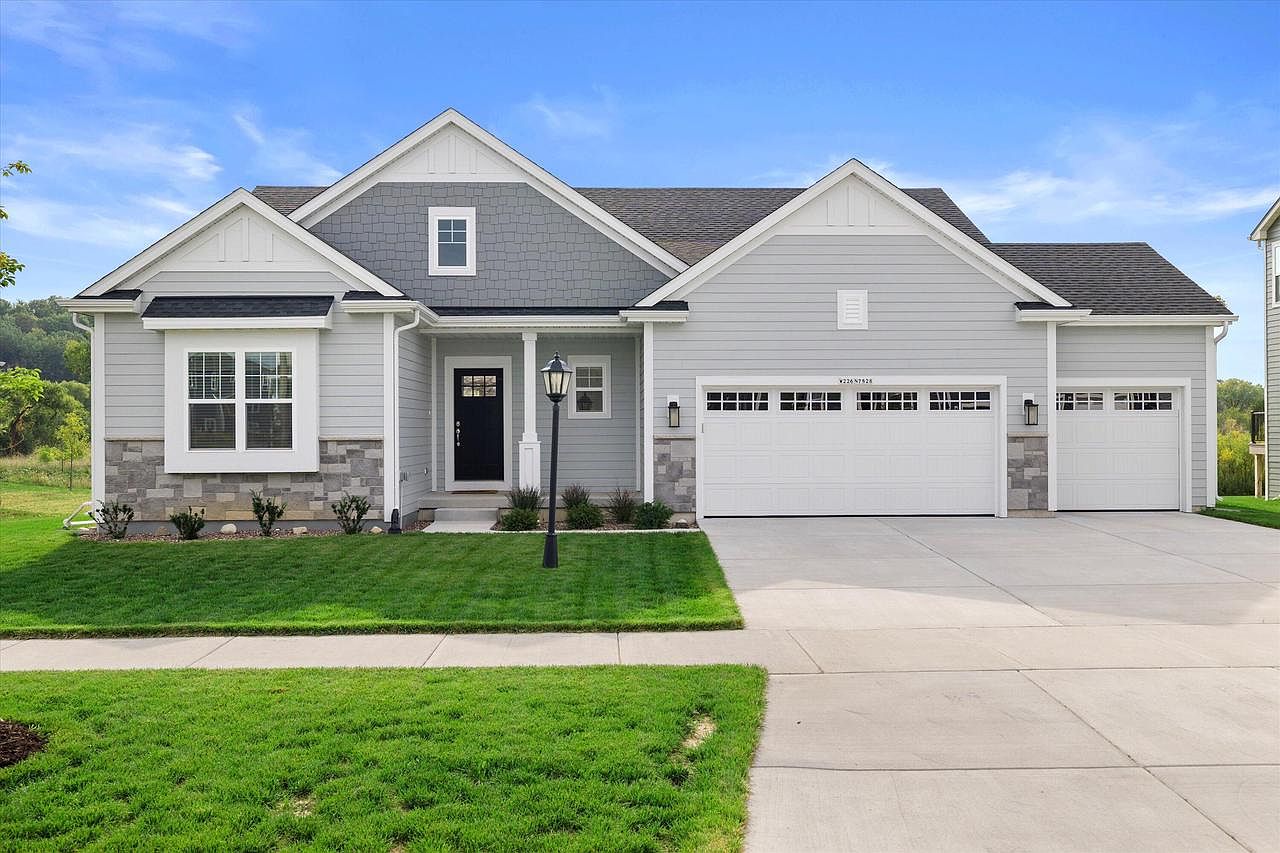 W226N7828 Timberland DRIVE, Sussex, WI 53089 | Zillow