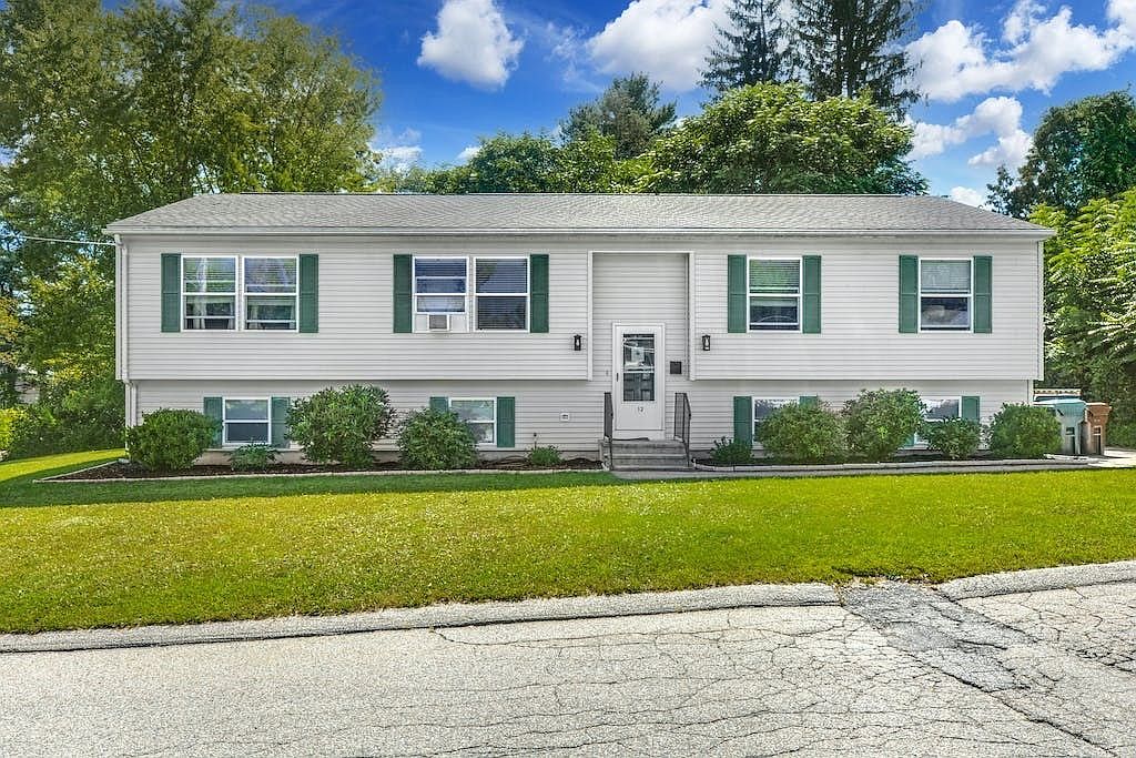 12 Pearl St, Auburn, MA 01501 | Zillow