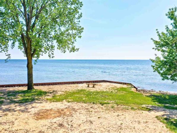 Linwood MI Real Estate - Linwood MI Homes For Sale | Zillow