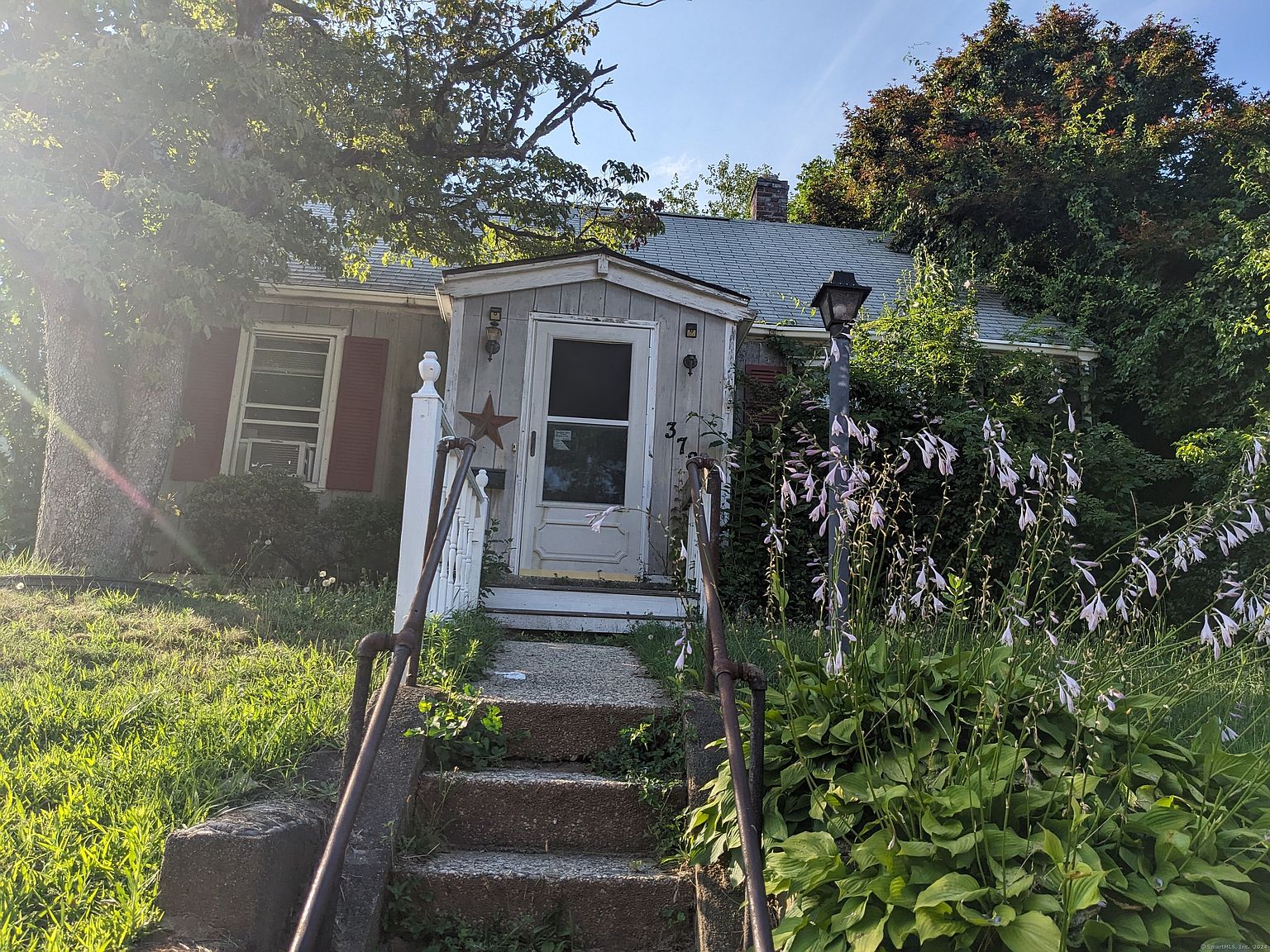 378 Queen St, Bridgeport, CT 06606 | Zillow