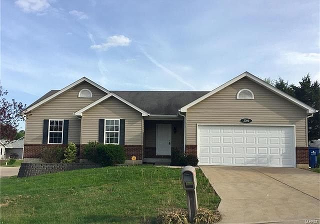 2300 W Ridge Dr, Festus, MO 63028 | Zillow