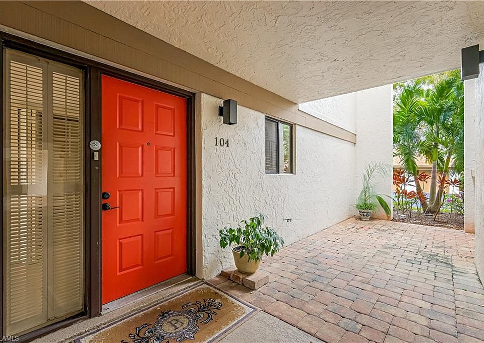 545 Lake Louise Cir #5-104, Naples, FL 34110 | Zillow