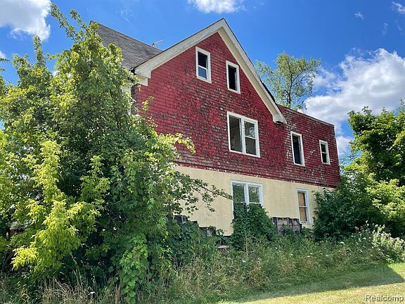 2201 Fairview St, Detroit, MI 48214 | MLS #20221027539 | Zillow
