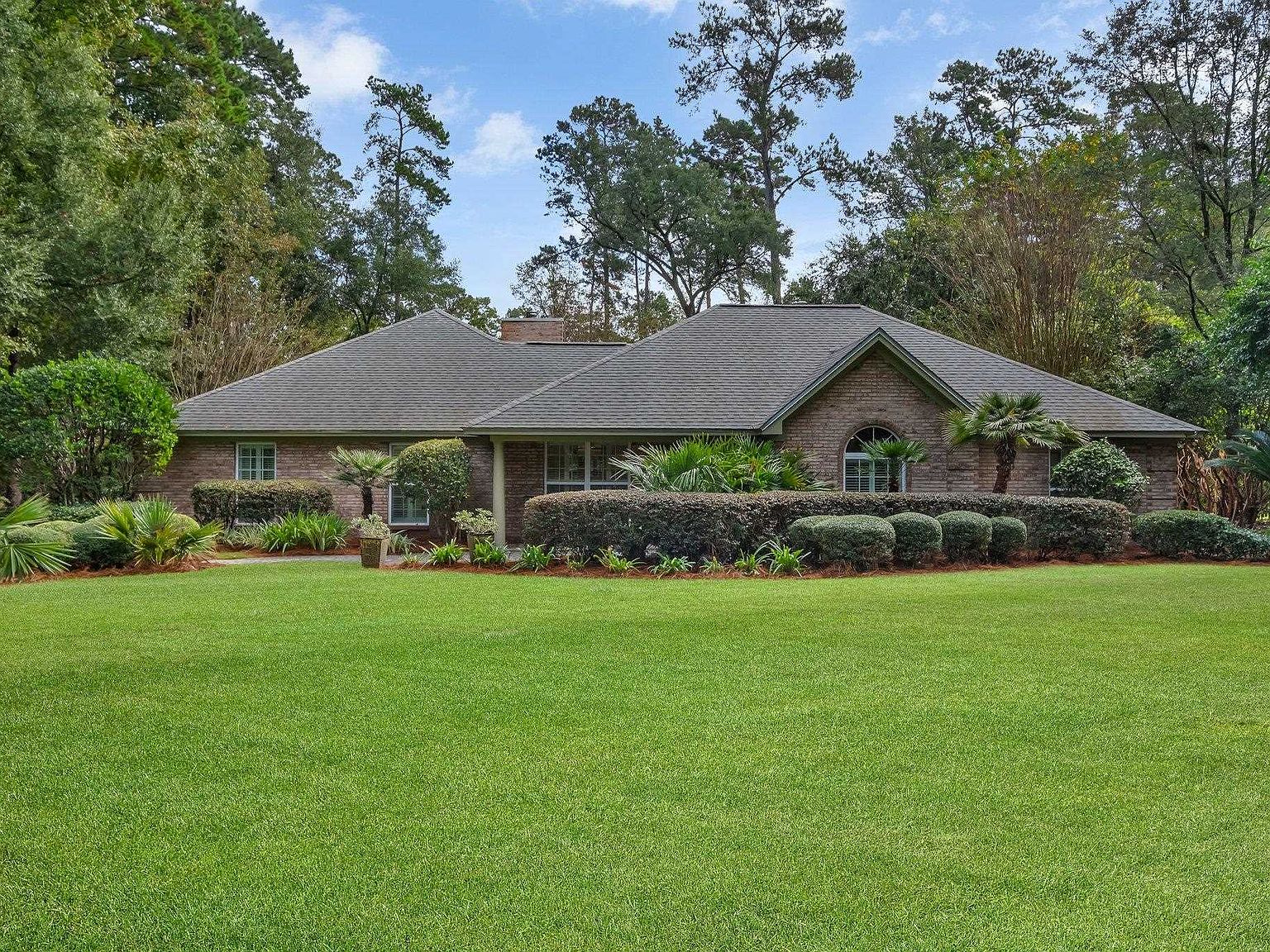 653 Forest Lair, Tallahassee, FL 32312 | Zillow