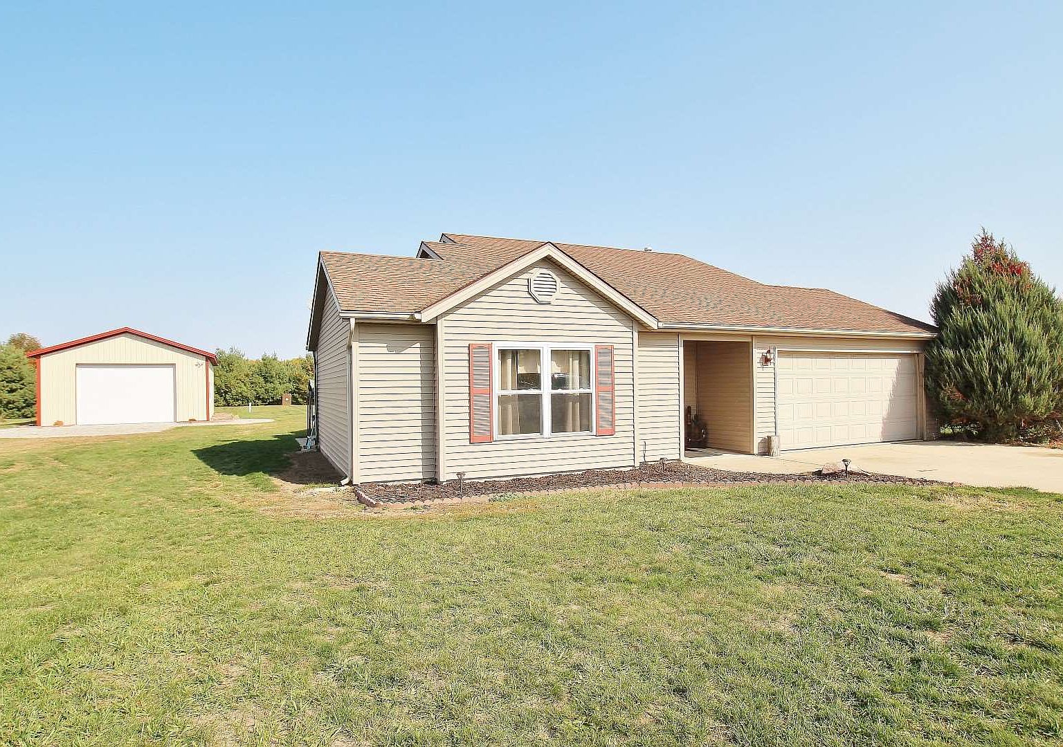 9315 E 750 N, Howe, IN 46746 | Zillow