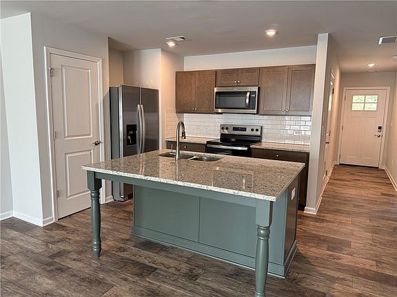 73 Silver Leaf Ln, Dawsonville, GA 30534 | MLS #7637865 | Zillow