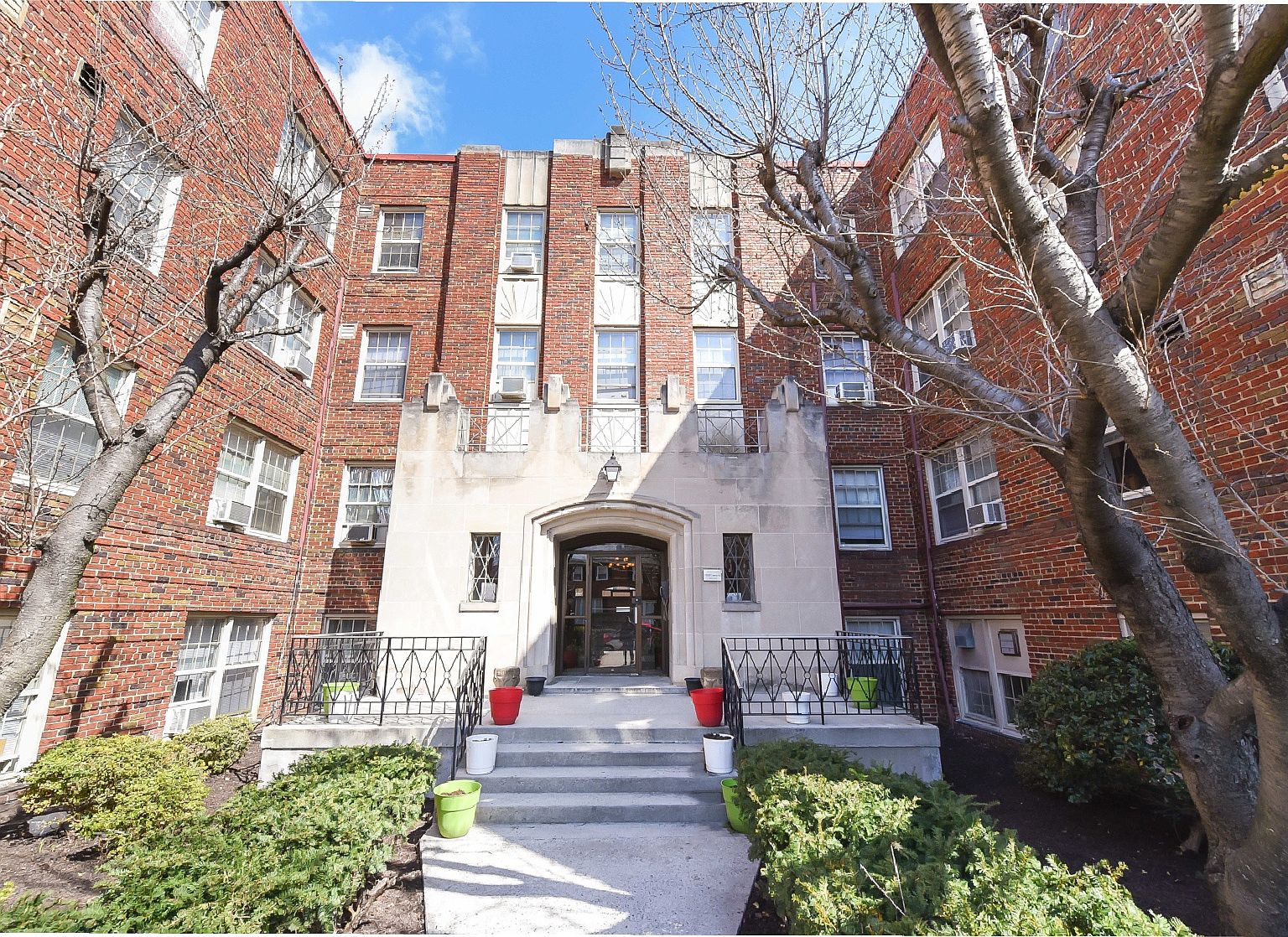 1401 Sheridan St NW #301, Washington, DC 20011 | Zillow