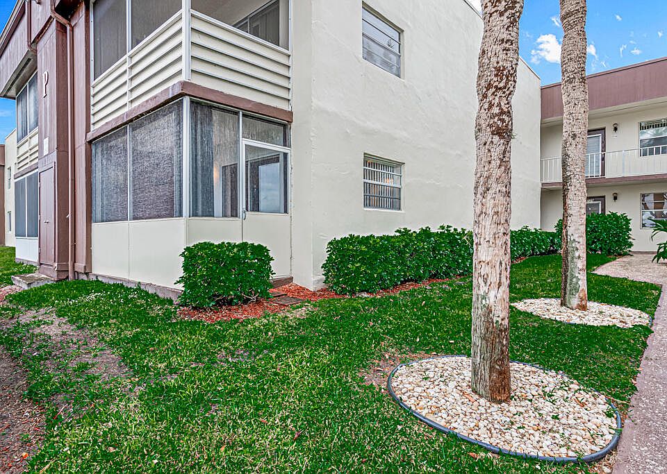 Kings Point - 728 Normandy Trl Delray Beach FL | Zillow
