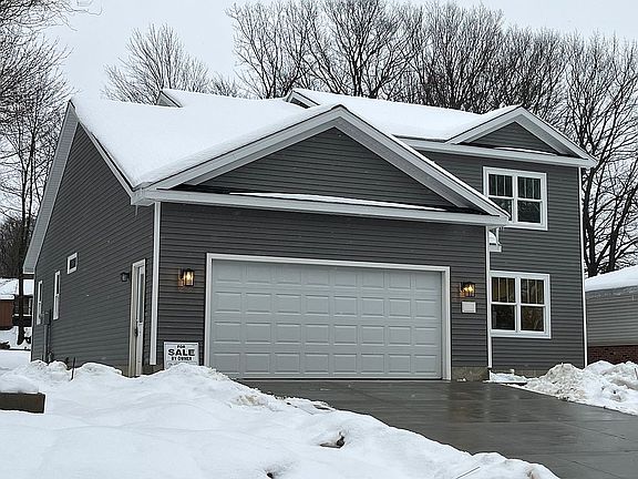 3517 W 42nd St, Erie, PA 16506 | Zillow