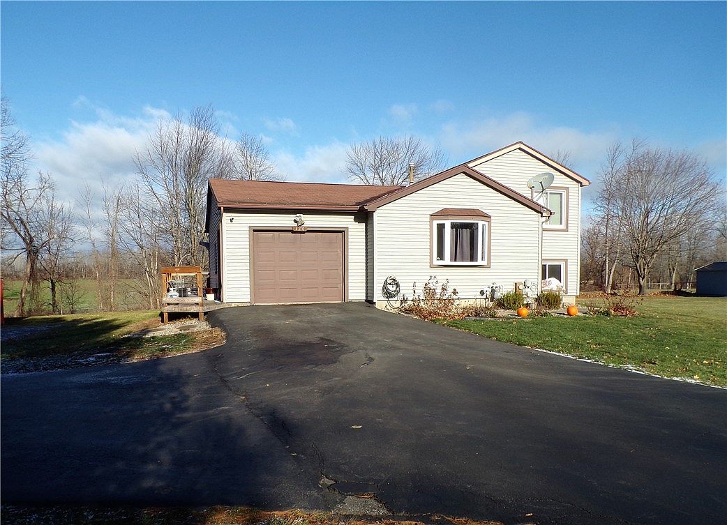 4210 Brick Schoolhouse Rd, Hamlin, NY 14464 | Zillow