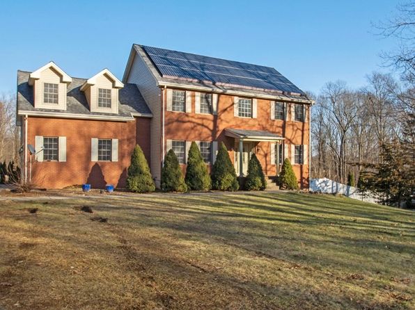 West Springfield MA Luxury Homes For Sale - 31 Homes | Zillow