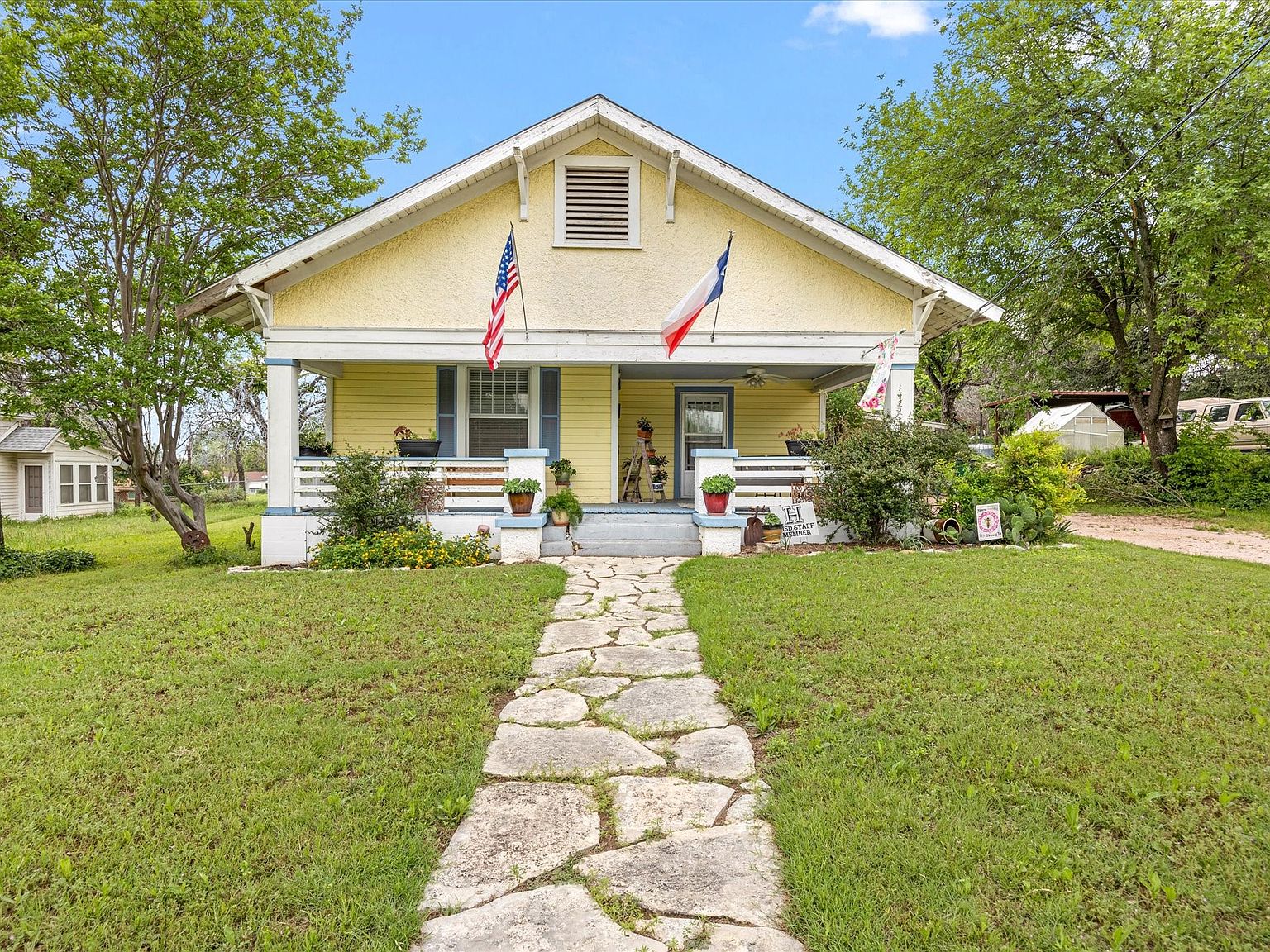 515 E Main St, Hamilton, TX 76531 | Zillow