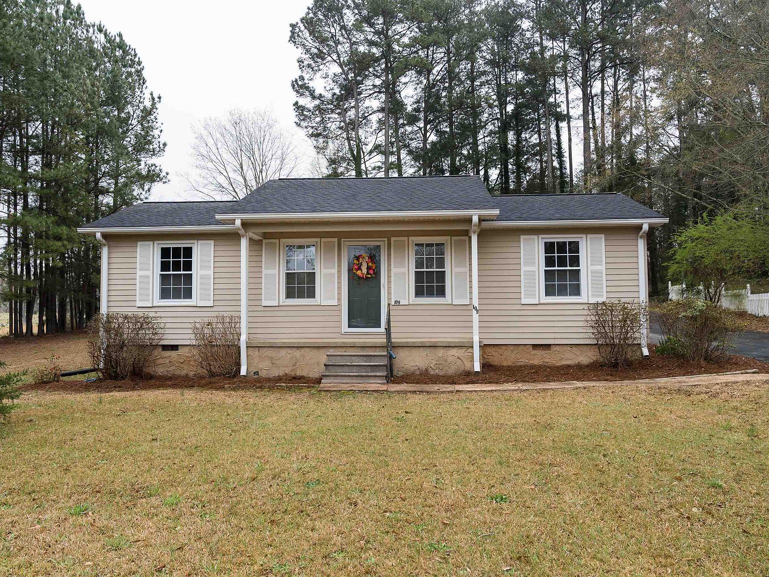 109 Cartee Dr, Chesnee, SC 29323 | Zillow