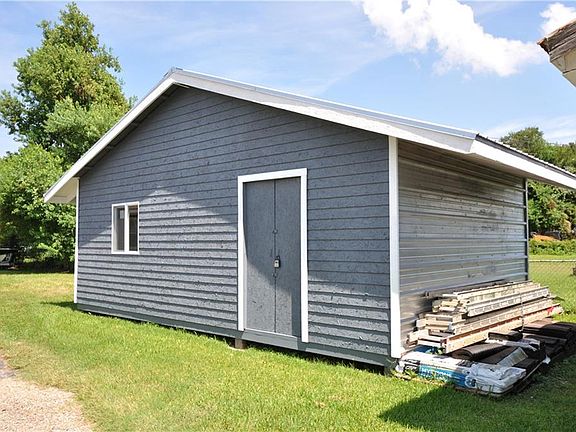 162 1/2 Louisiana St, Westwego, LA 70094 | MLS #2466206 | Zillow