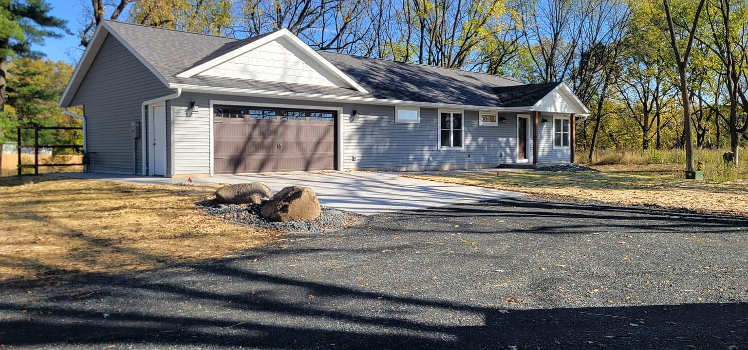6347 S Lowes Creek Rd, Eau Claire, WI 54701 | Zillow