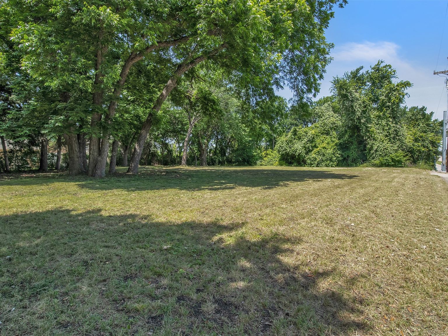 3900 N Garland Ave, Garland, TX 75040 | Zillow
