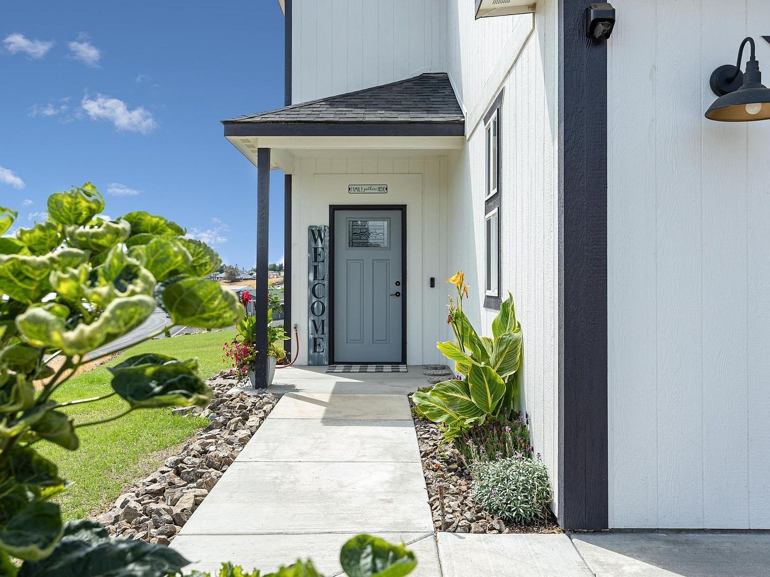 601 N Almira Ave, Connell, WA 99326 | Zillow